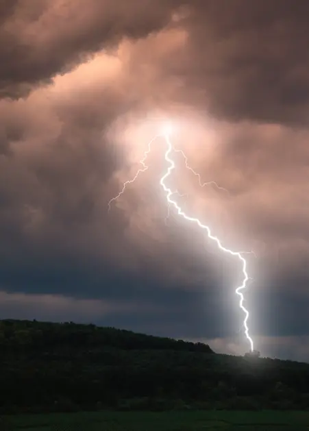 31. Fenomenfredag: Åska — SMHI